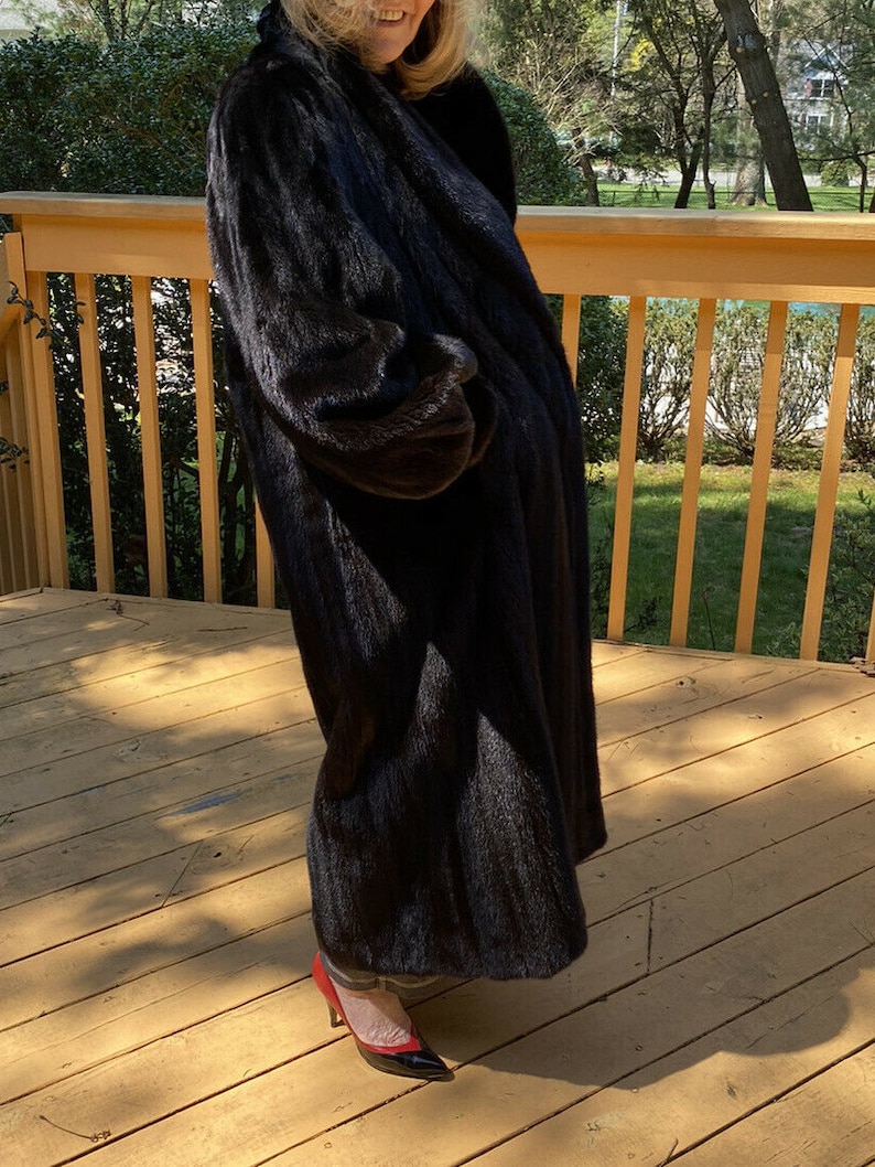 BLACKGLAMA World's Finest Dark Ranch Mink - Etsy