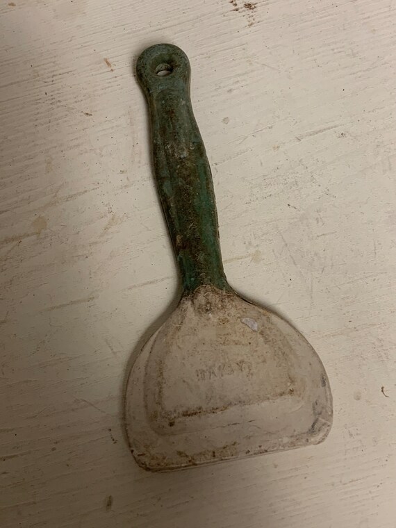 Vintage Bottle Scraper