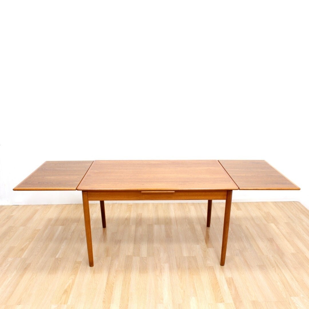 Am mobler dining table store