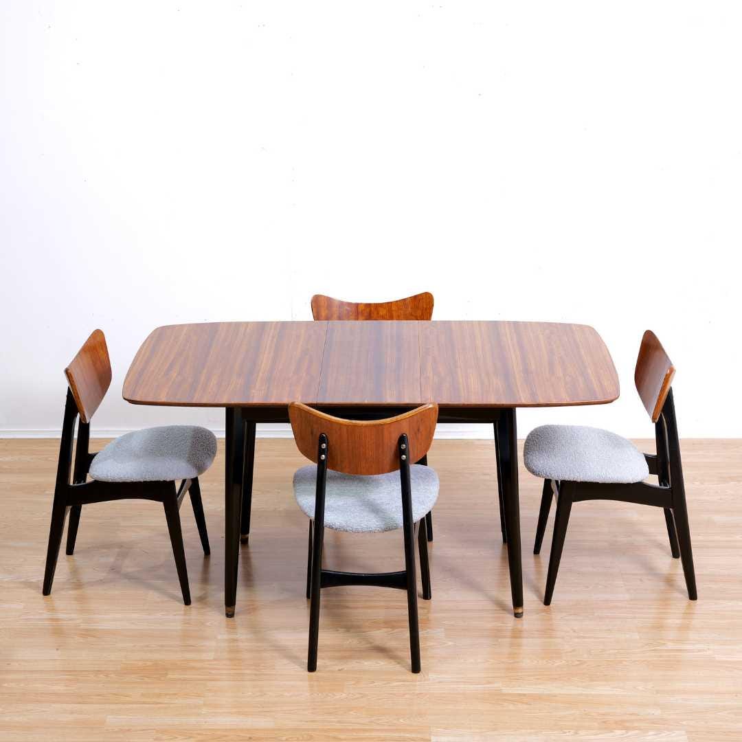 1950s Dining Table & Butterfly Chairs by Beautility Furniture Mid ...