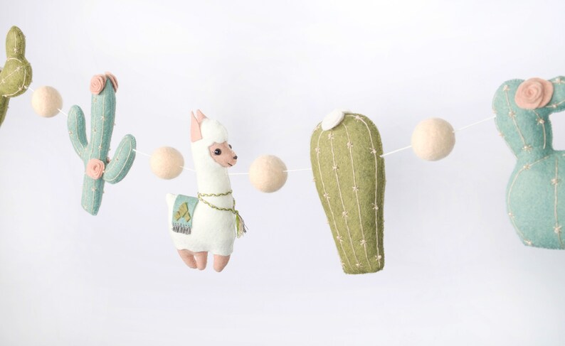 Felt Llama Cactus Garland, Desert Wall Hanging, Cactus Nursery Decor - Etsy