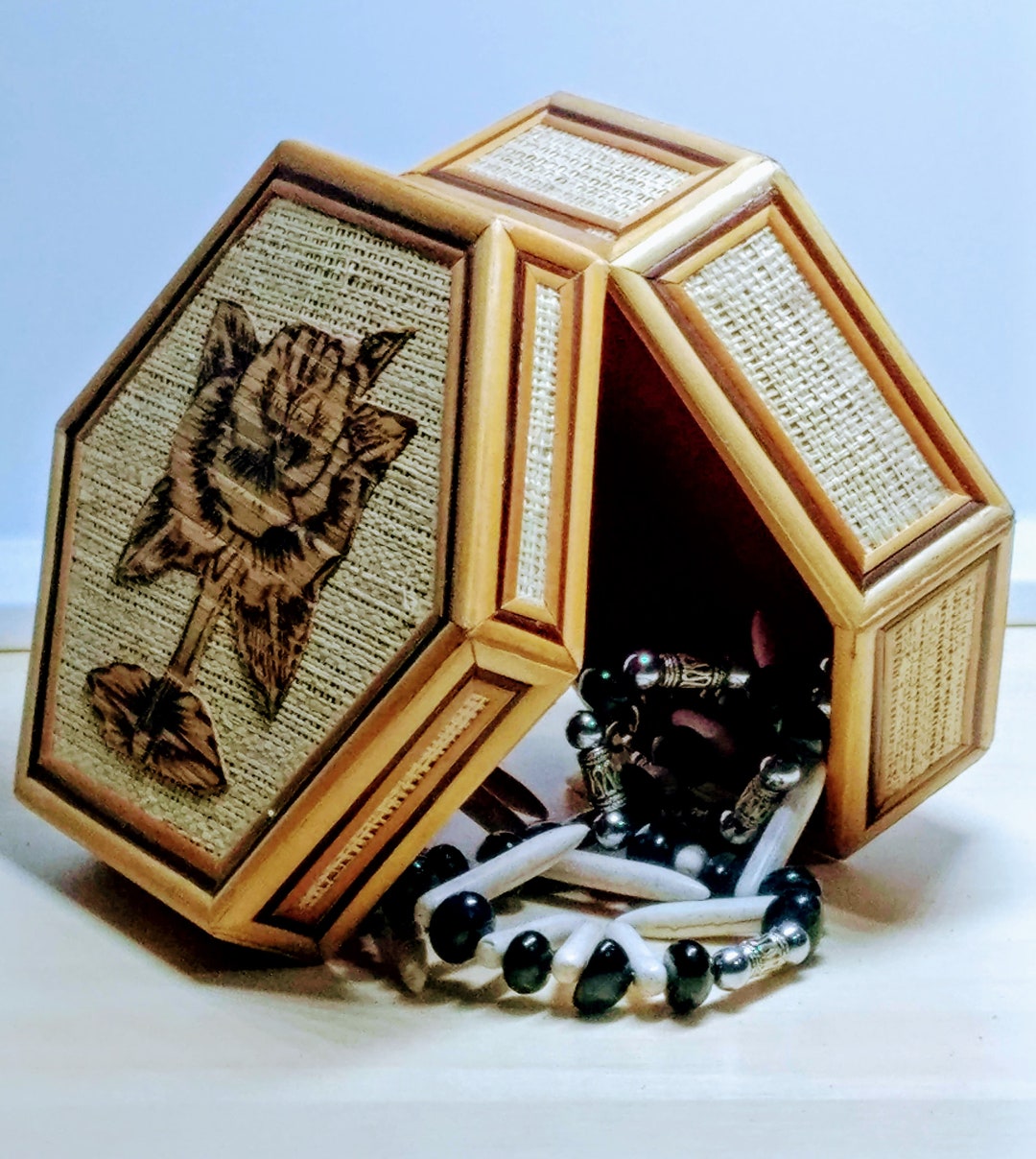 Hexagonal Portuguese Straw Inlaid Wooden Box. Antique Wooden Jewelry ...