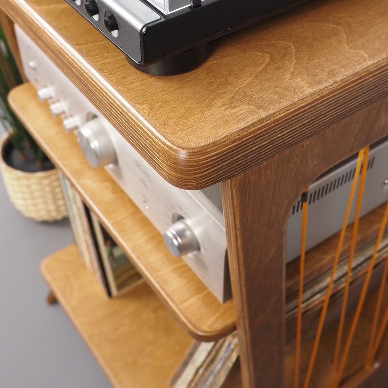 Retro Turntable Stand With Shelf for an Amplifier / Record Player Stand ...