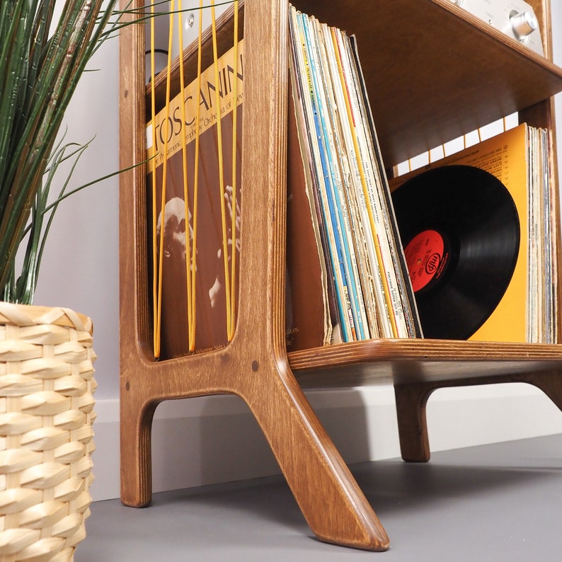 Retro Turntable Stand With Shelf for an Amplifier / Record Player Stand ...