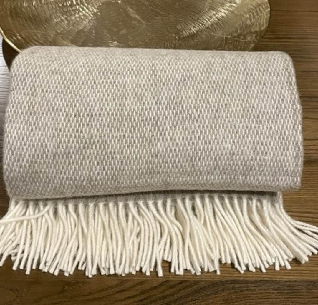 Extra Quality Natural Sheep Wool Blanket 100% Pure Natural Wool Throw ...
