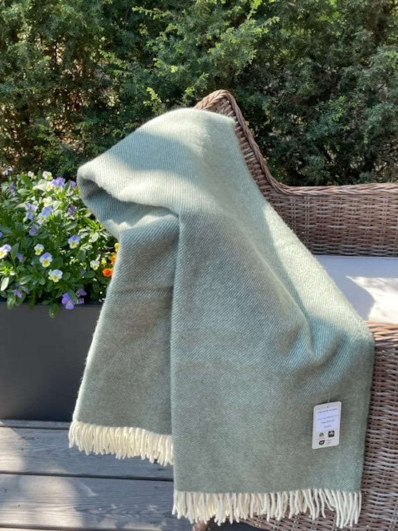 Sage Green Pure Natural Wool Blanket: 100% Wool Throw From New Zealand ...