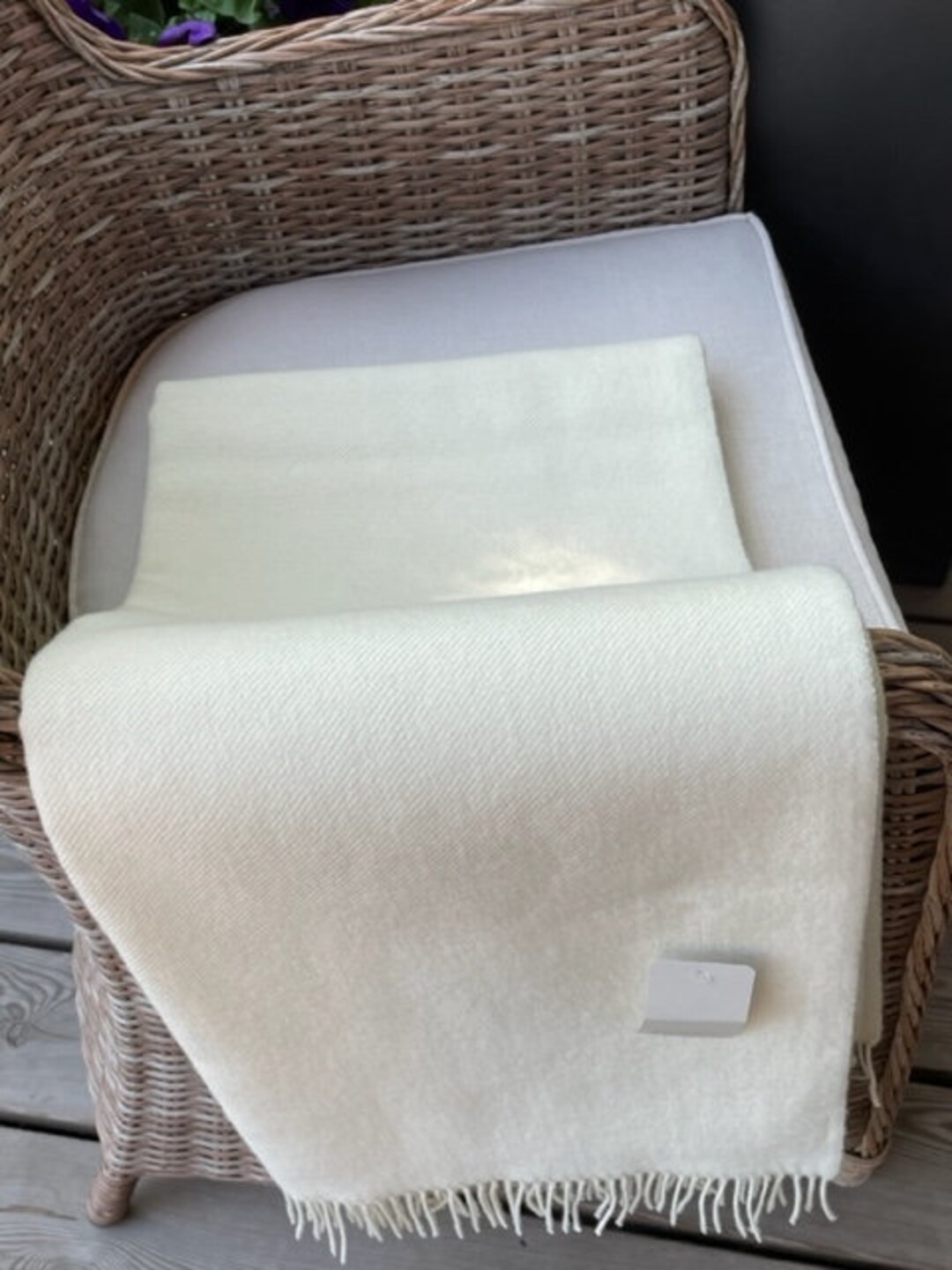 Extra Quality Cream White Color Pure New Wool Blanket White Wool Throw ...