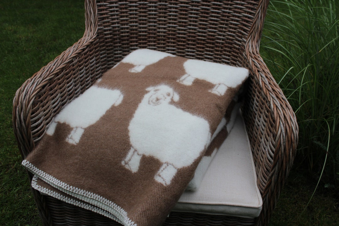 Organic Sheep Wool Blanket | 100% Natural Wool Throw | Highest Quality ...