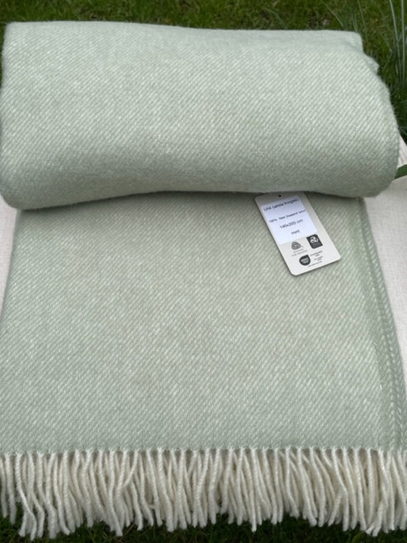 High Quality Mint Green Color Organic Sheep Wool Blanket 100% Natural ...