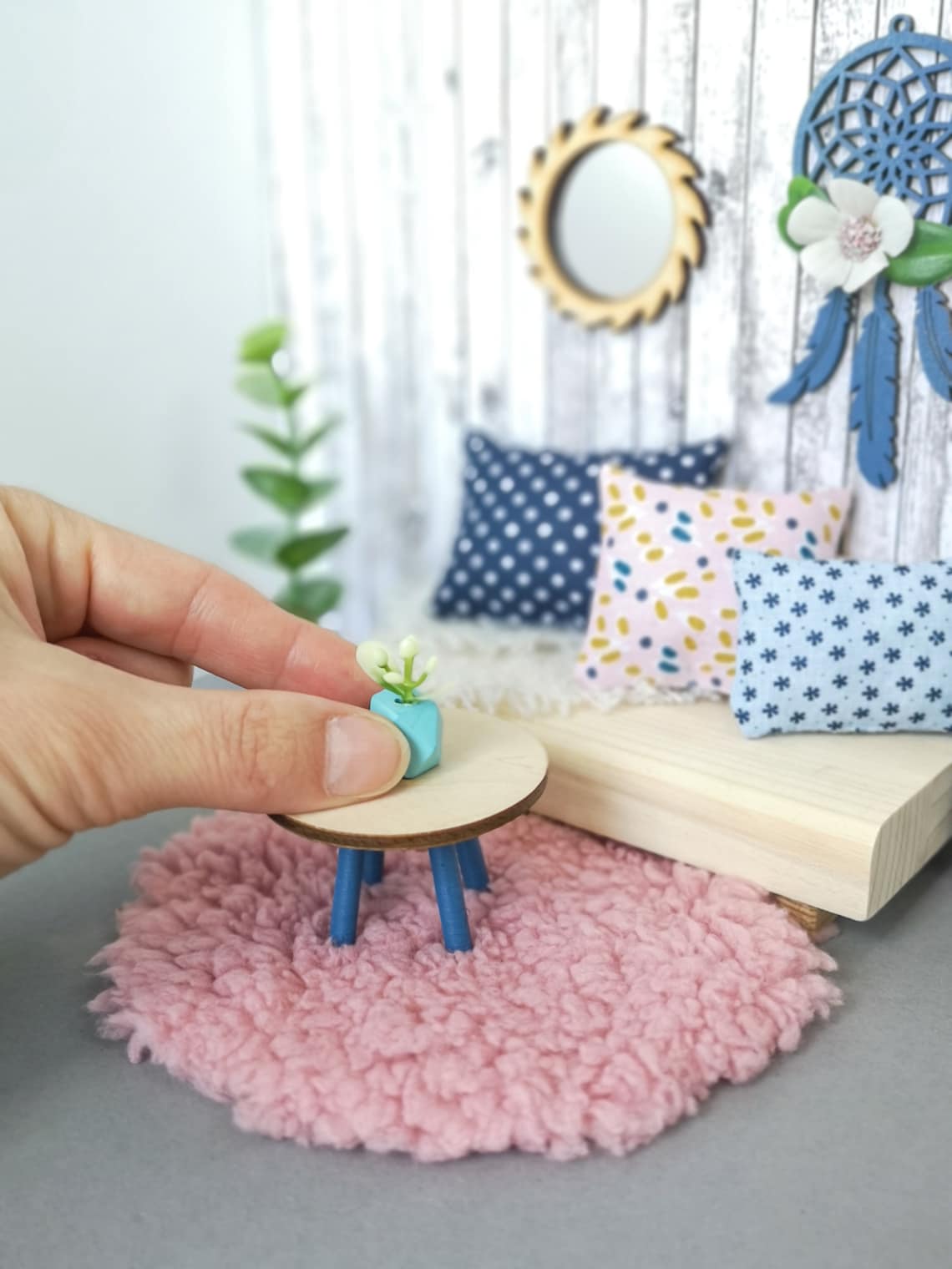 Miniature Round Rug, Dollhouse Decoration, Modern Miniature Carpet, 1: ...