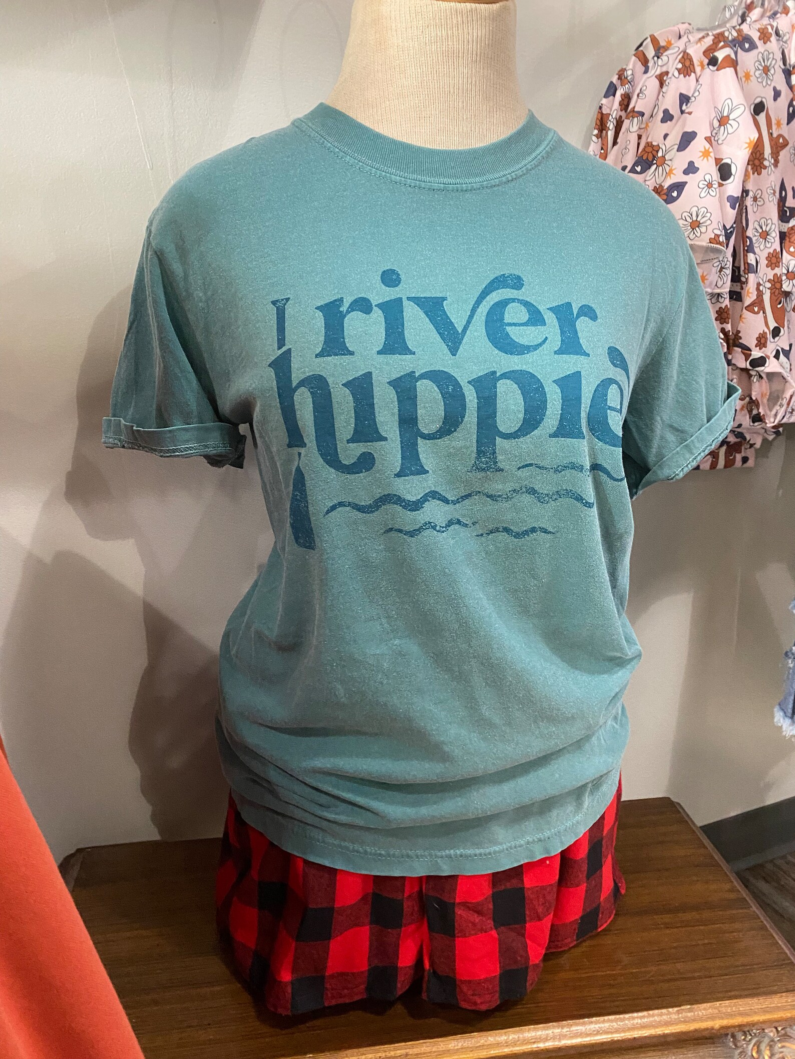 River Hippie Graphic Tee, Comfort Colors Emerald Green T-shirt - Etsy