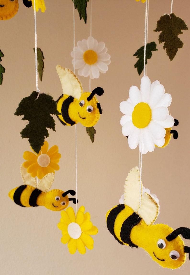 Bees Baby Mobile With Daisy Flowers, Baby Mobile Nursery Mobile Felt ...