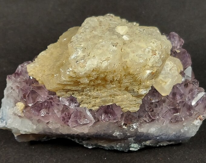 Longwave Ultraviolet Fluorescent Complex Calcite on Amethyst Crystals ...