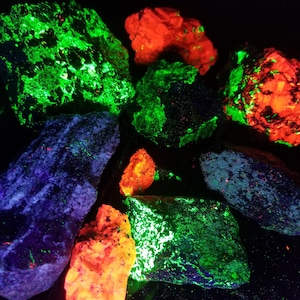 1 to 20 Pound+ Lots - Franklin New Jersey Shortwave UV Fluorescent ...