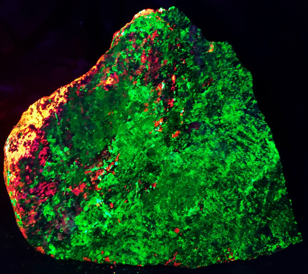 HUGE 19lbs+ SW LW Ultraviolet Fluorescent Willemite Calcite ...