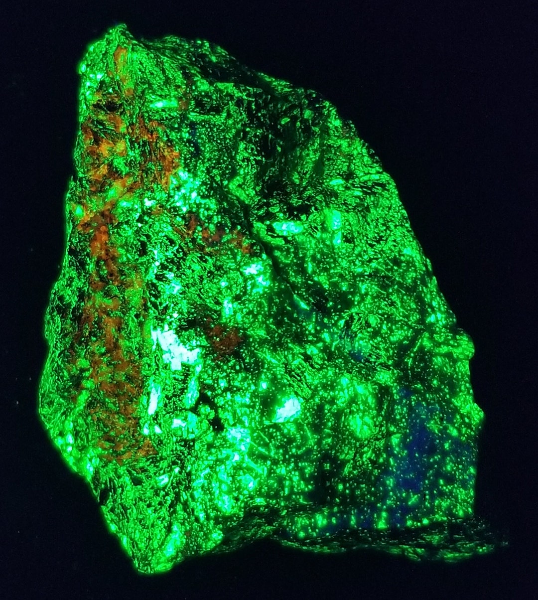 SW + LW UV Fluorescent Willemite & Clinohedrite W/ Axinite Native Lead ...