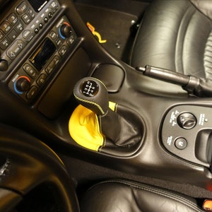 Shift Knob Fits for Corvette C5 MT 6 Speed 9/16-18 Thread Yellow ...