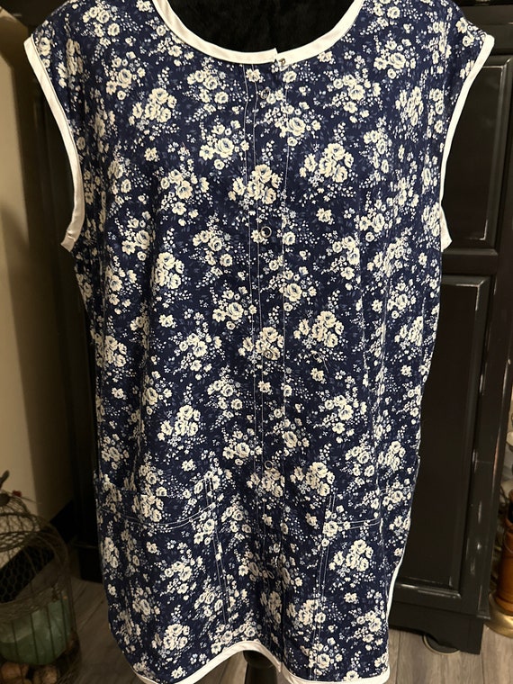 Snap Front Cobbler Apron