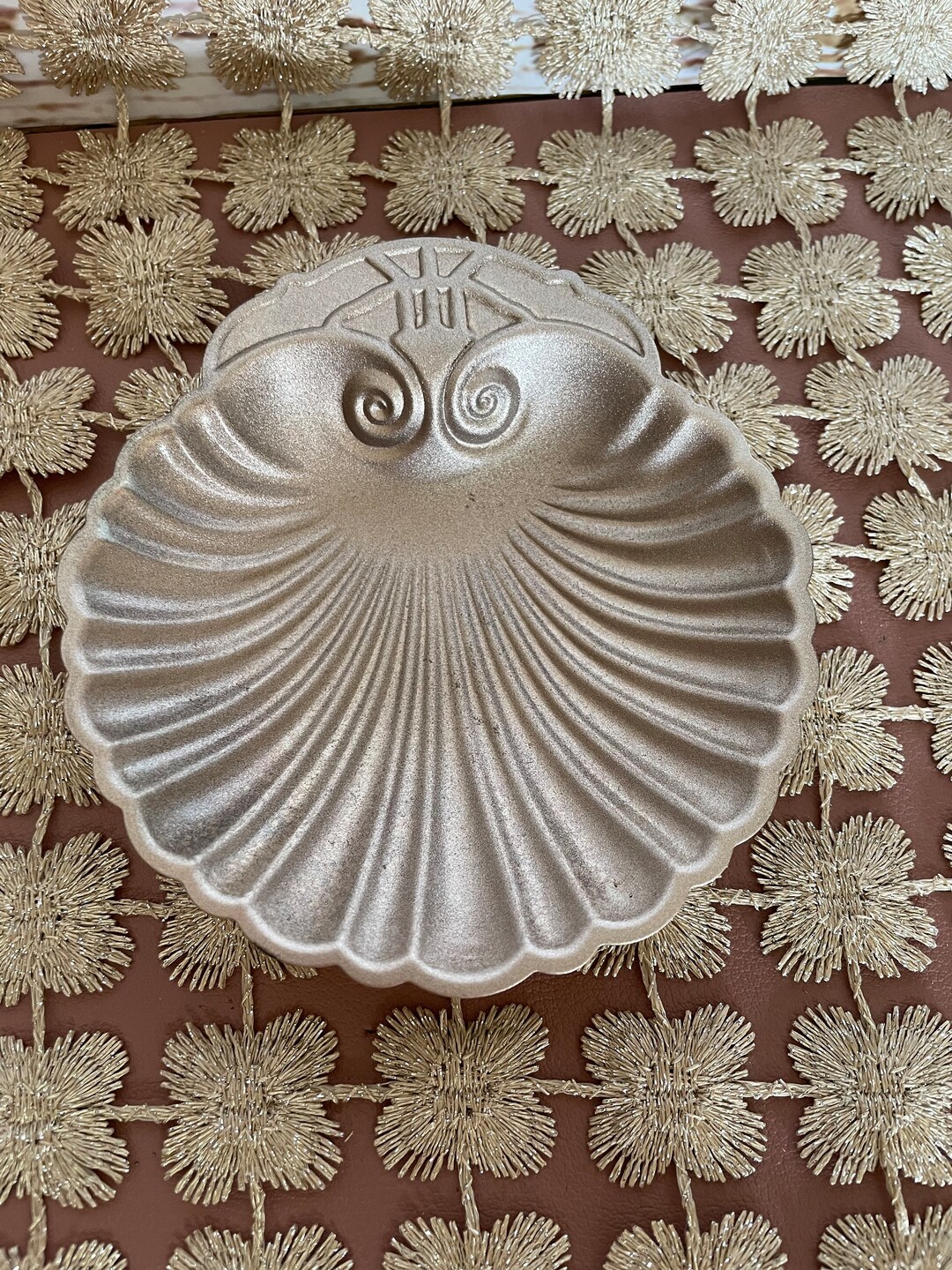 Baptismal Baptism Shell Rosary Holder for Home Altar or Prayer - Etsy