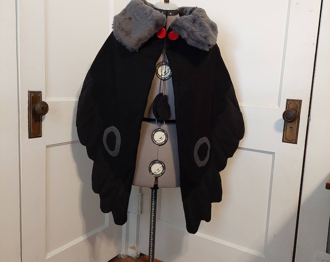 Mothman Cape - Flannel Lined Fleece Cryptid Moth Cloak With Faux Fur ...