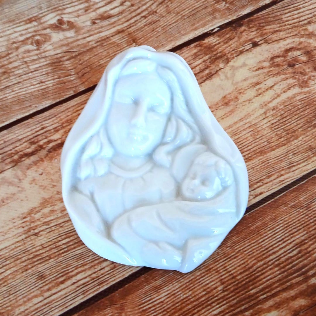 White Porcelain Madonna and Child Ornament: Minimalist Christmas Tree ...