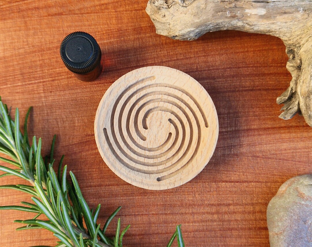 Spiral Wooden Essential Oil Diffuser: Aromatherapy Desk Inhaler, Small ...