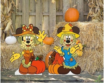 Minnie Mouse Scarecrow - Etsy