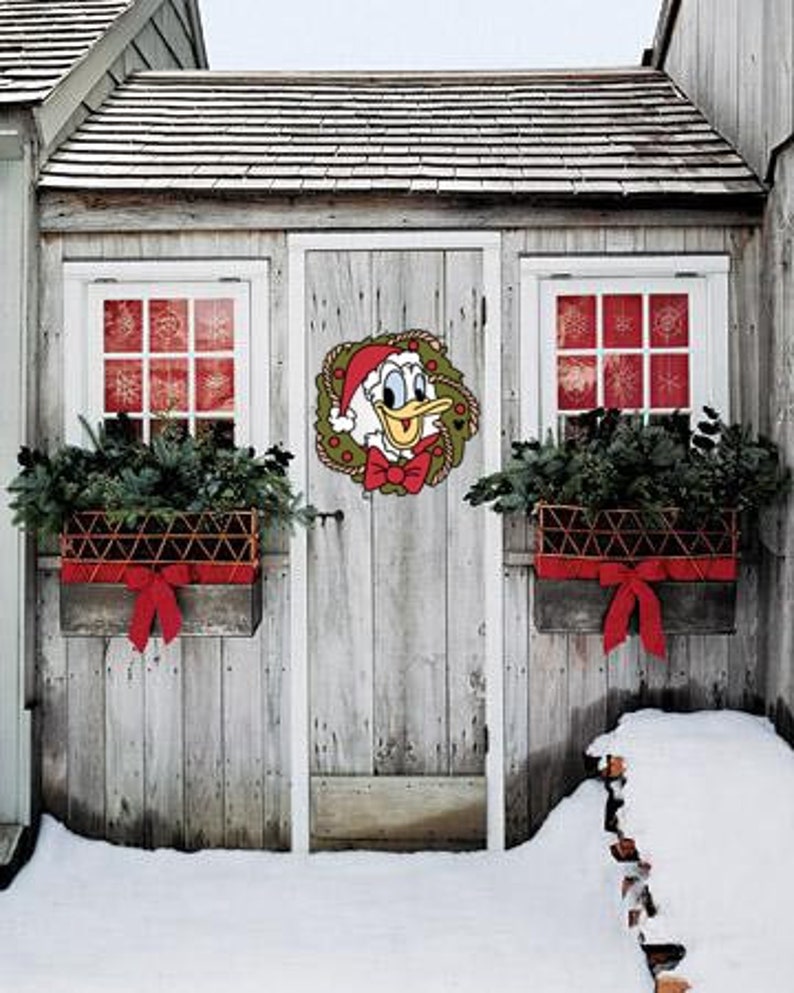Hand Painted Disney Donald Duck Christmas Wreath Door Hanger/ - Etsy