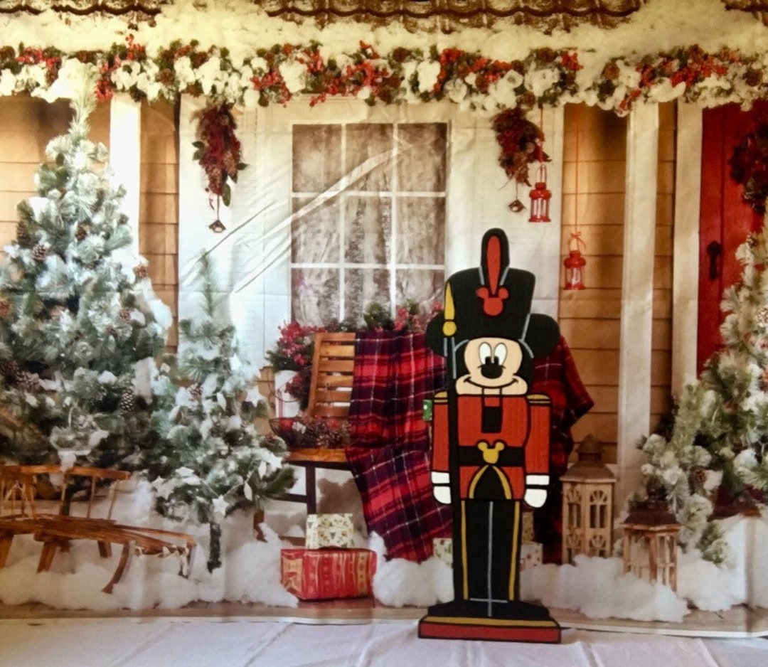 Disney Mickey Mouse Nutcracker Yard Art/disney Yard Art/ Disney Yard ...