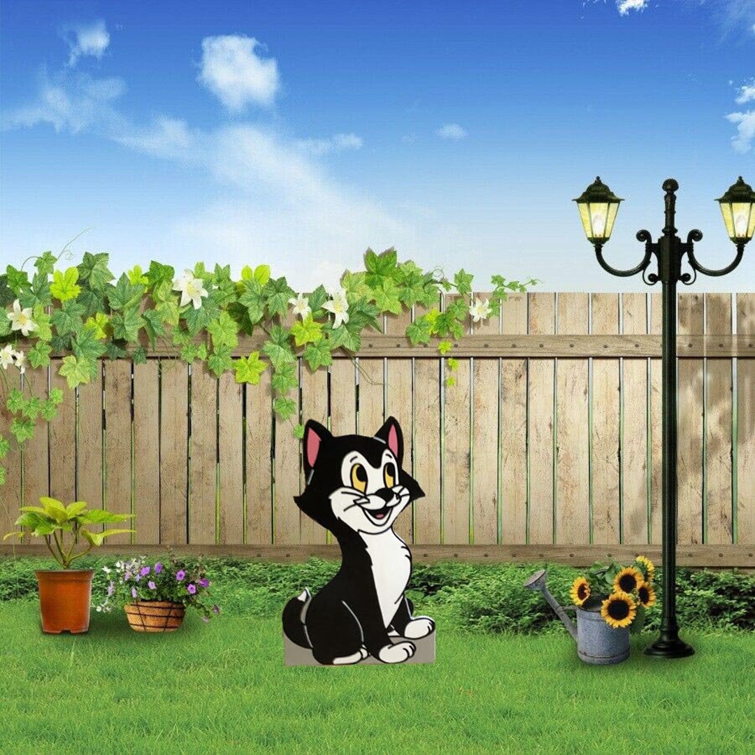 Hand Painted Disney Pinocchio Cat Figaro Yard Art Set/disney Yard Art ...