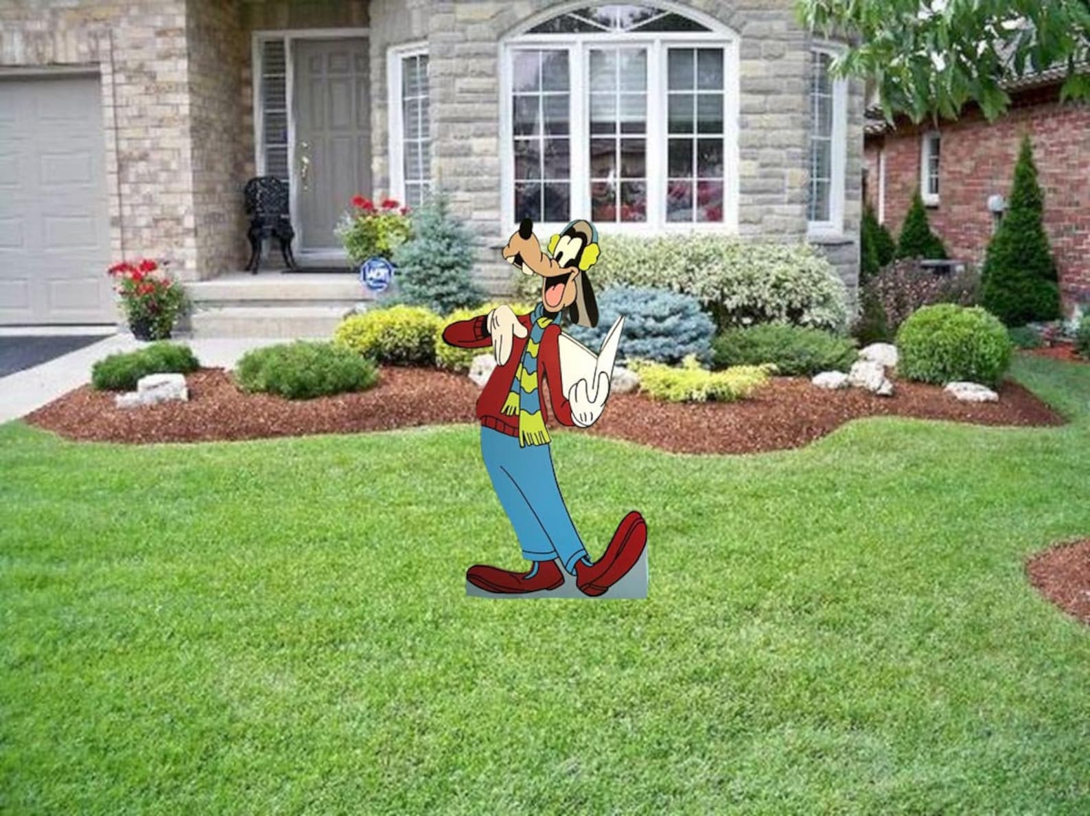 Hand Painted Disney Goofy Singing CHRISTMAS Yard Art Set/disney Yard ...