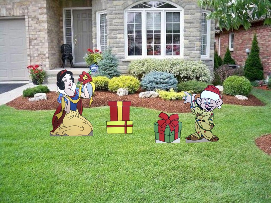 Hand Painted Disney Snow White (4 Pc Set) Yard Art/disney Yard Art ...