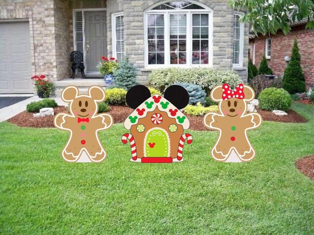 Hand Painted Disney Mickey and Minnie Gingerbread House CHRISTMAS Yard ...
