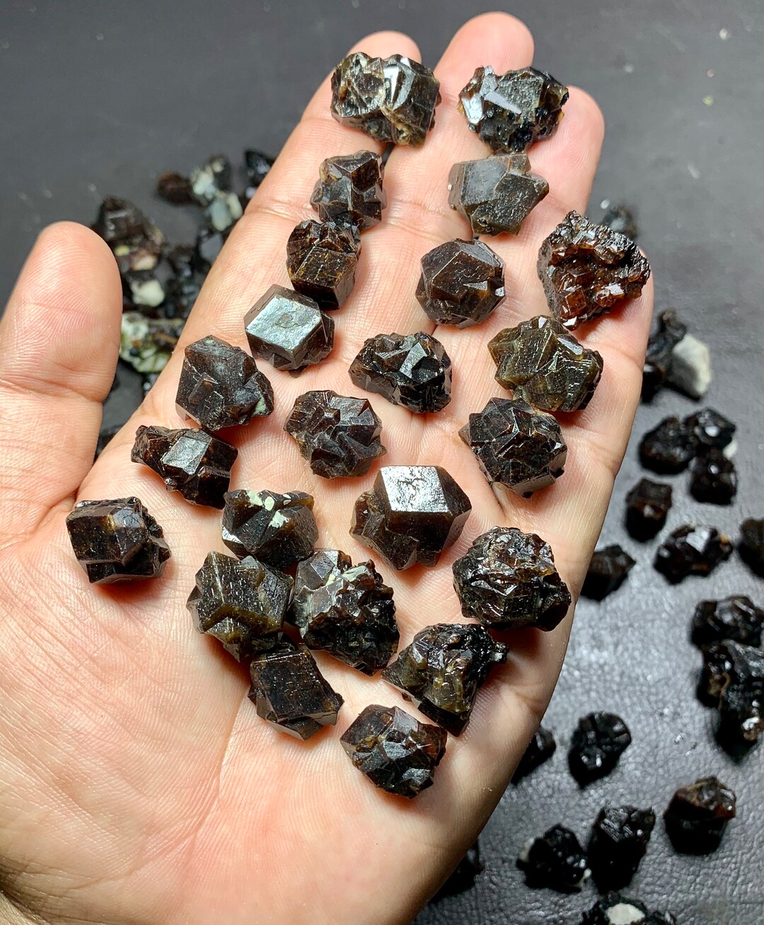 Andradite Garnets 150+ Clusters Lot ,garnets Specimen,rare Minerals ...