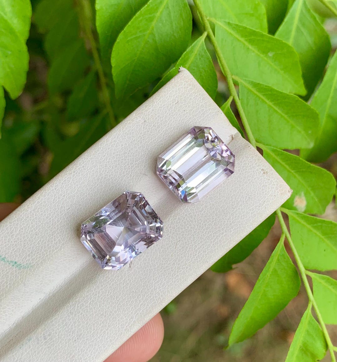 Purple Kunzite Natural Color 25 Carats , 2 Big Pcs, Natural Color ...