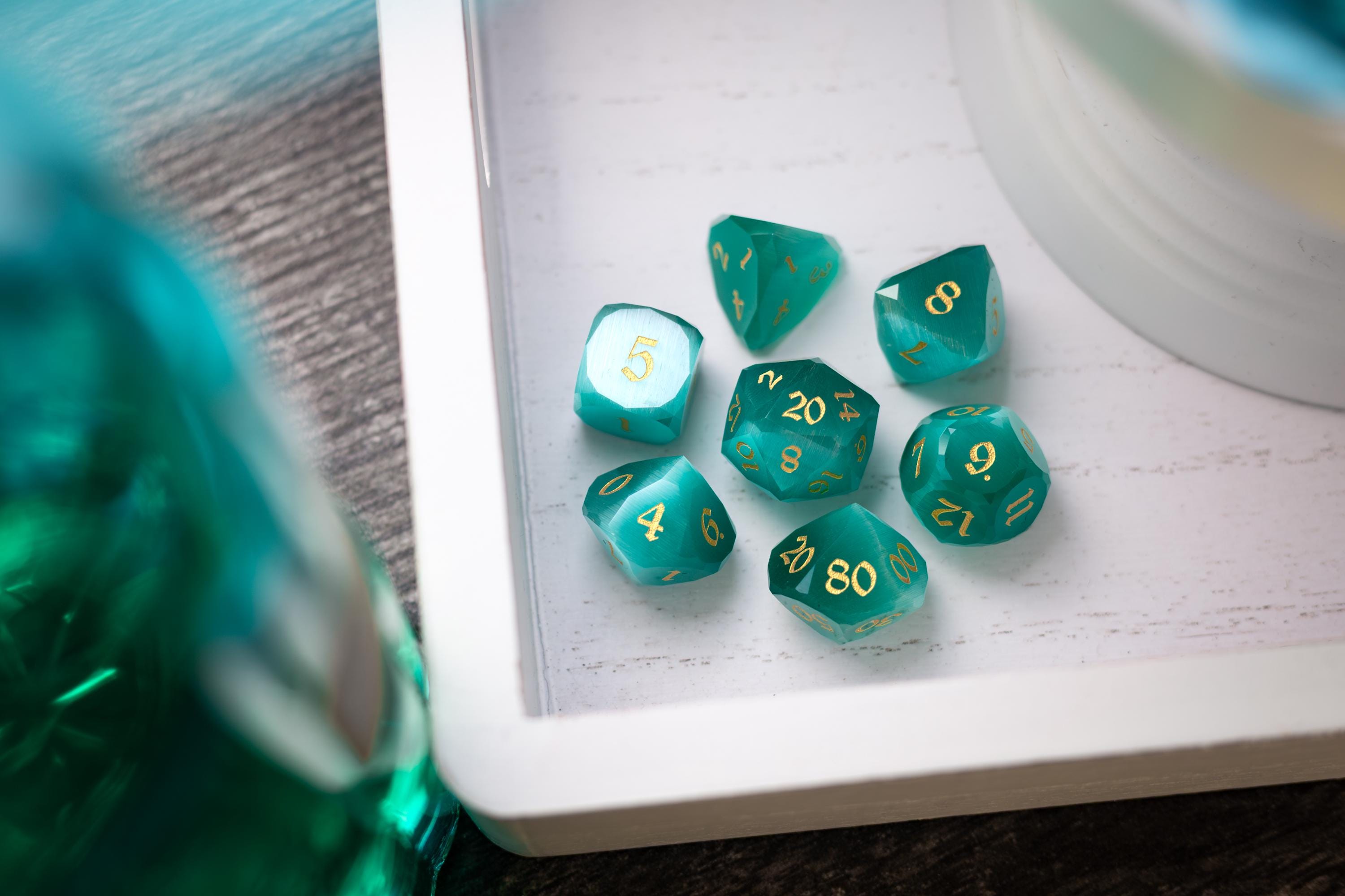 Dwarf Cut Aquamarine Cat's Eye Gemstone Premium DND Dice Set - Etsy