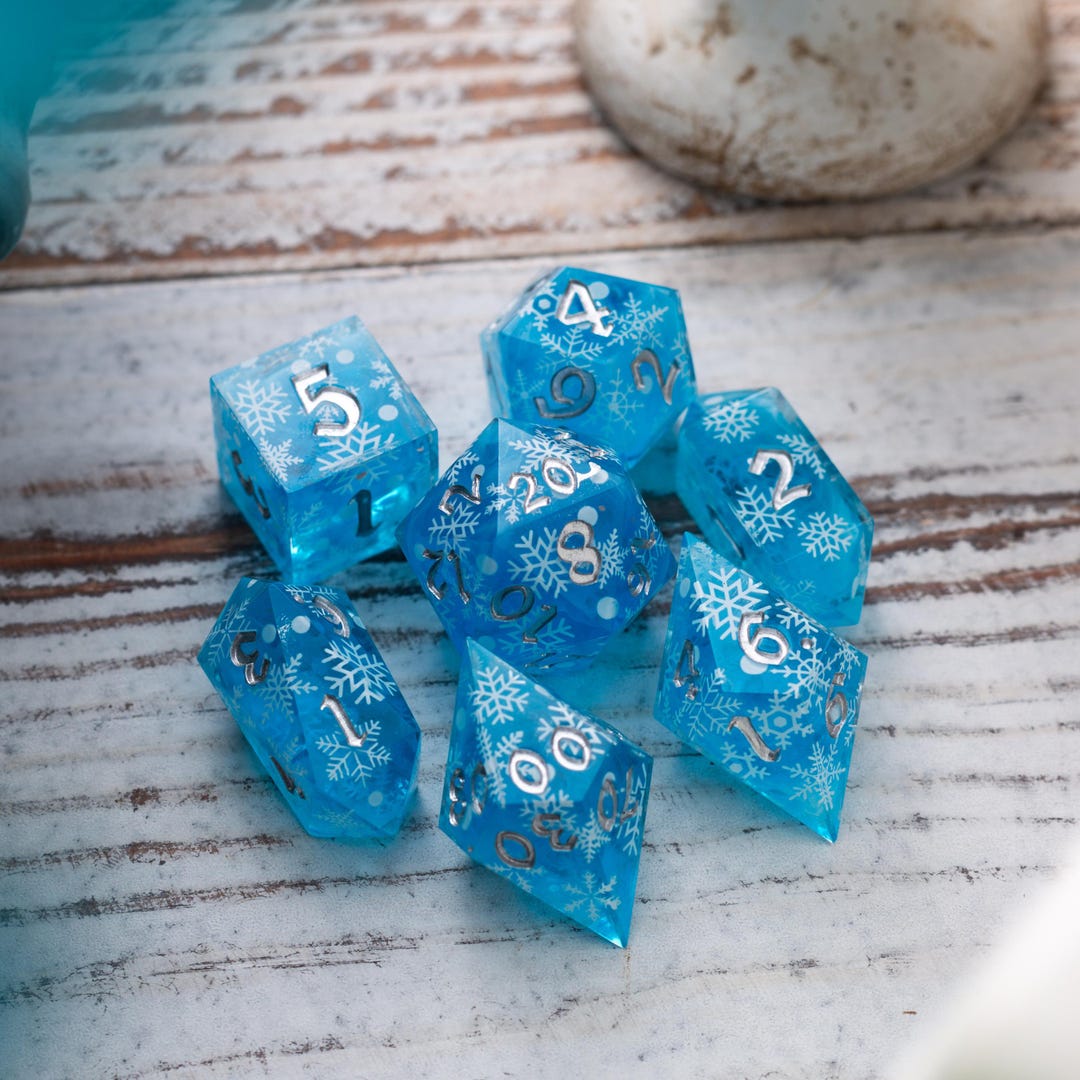 Christmas Blue Snowflake Handmade Resin DND Dice Set - Etsy
