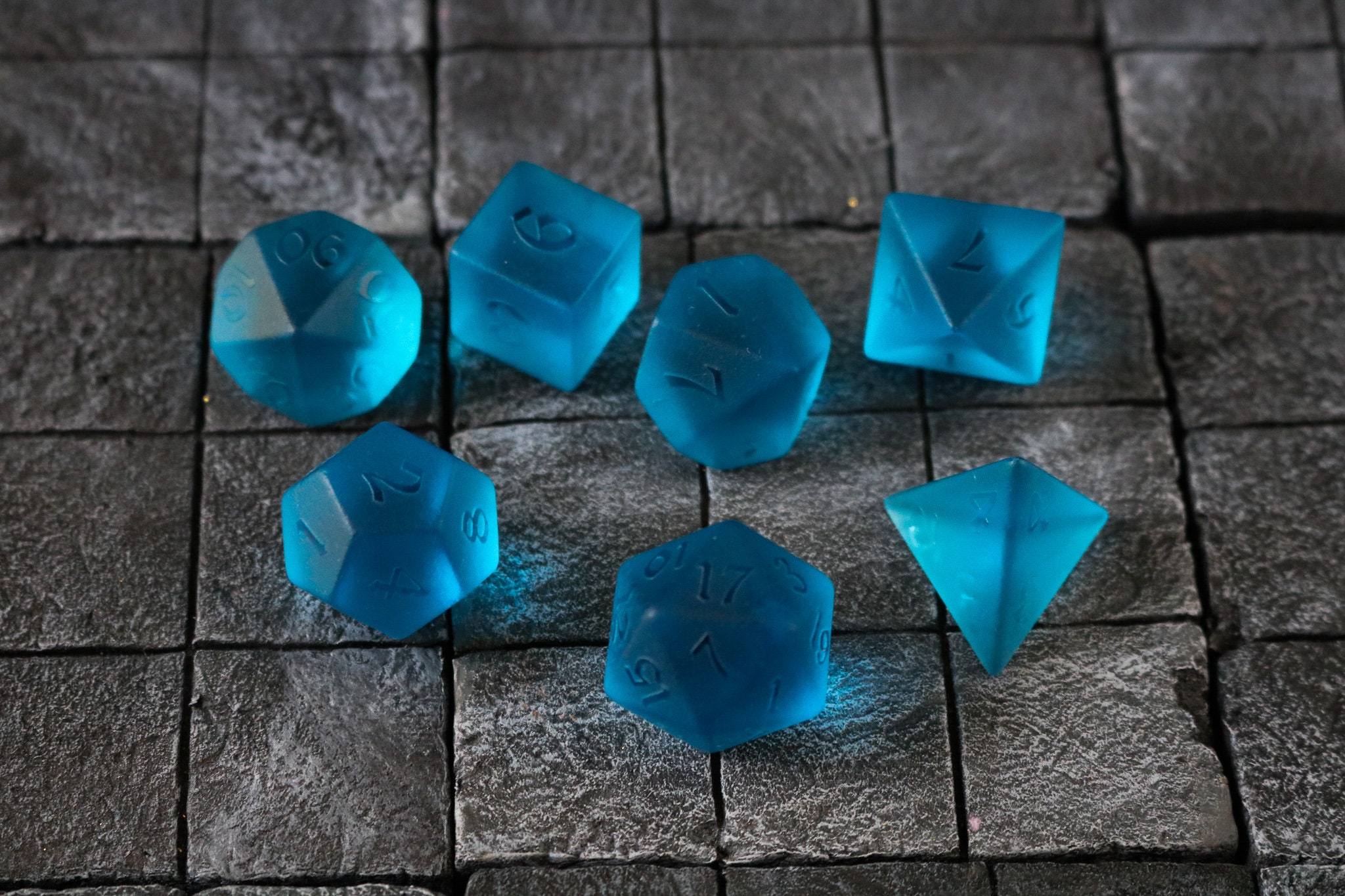 Hand Carved Blue Zircon Glass and Box Polyhedral Dice DND - Etsy