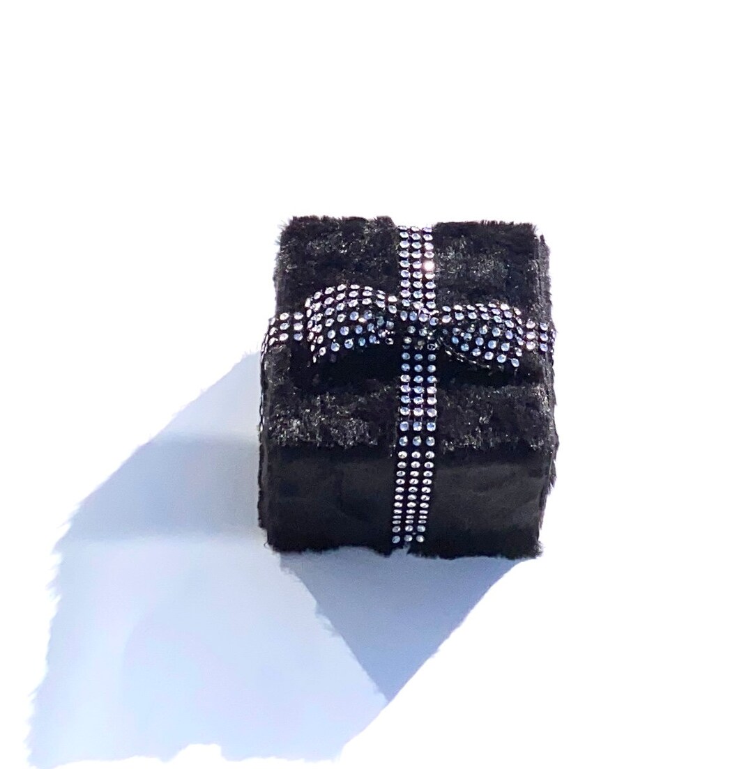 Black Faux Fur Gift Box Holiday Gift Packaging Faux Fur Gifts Custom ...