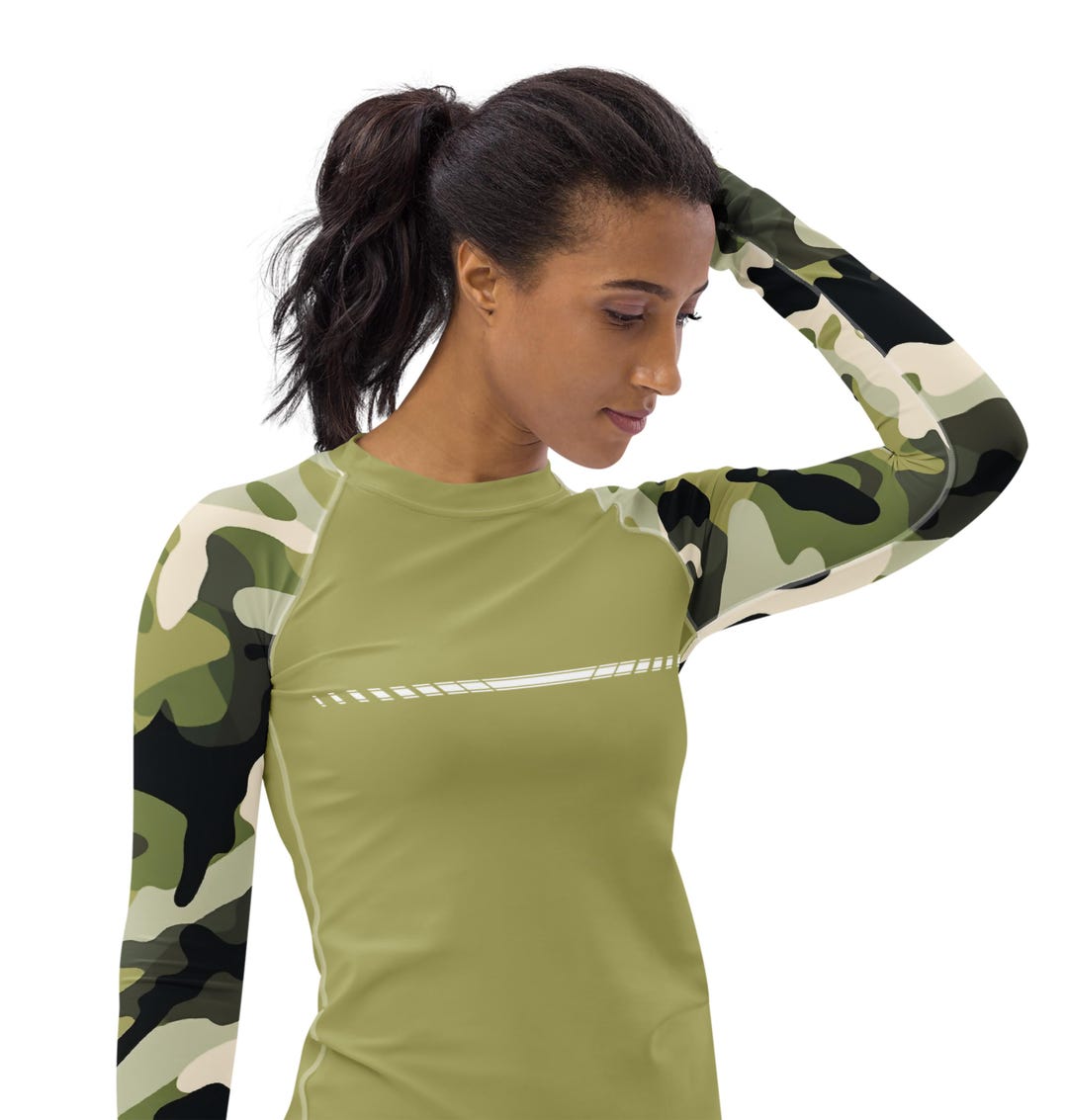 Women's Camo Rash Guard: UPF 50+ Long Sleeve Activewear - Etsy