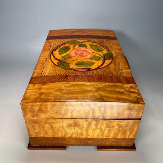 Antique box - Lovely Art Deco Rose Jewellery Box - Gem