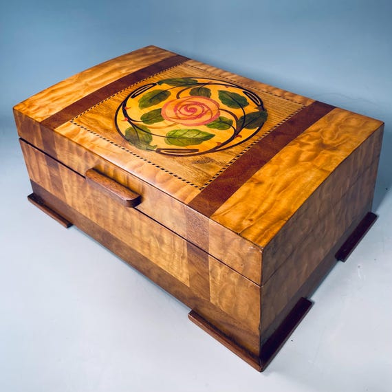 Antique box - Lovely Art Deco Rose Jewellery Box - Gem