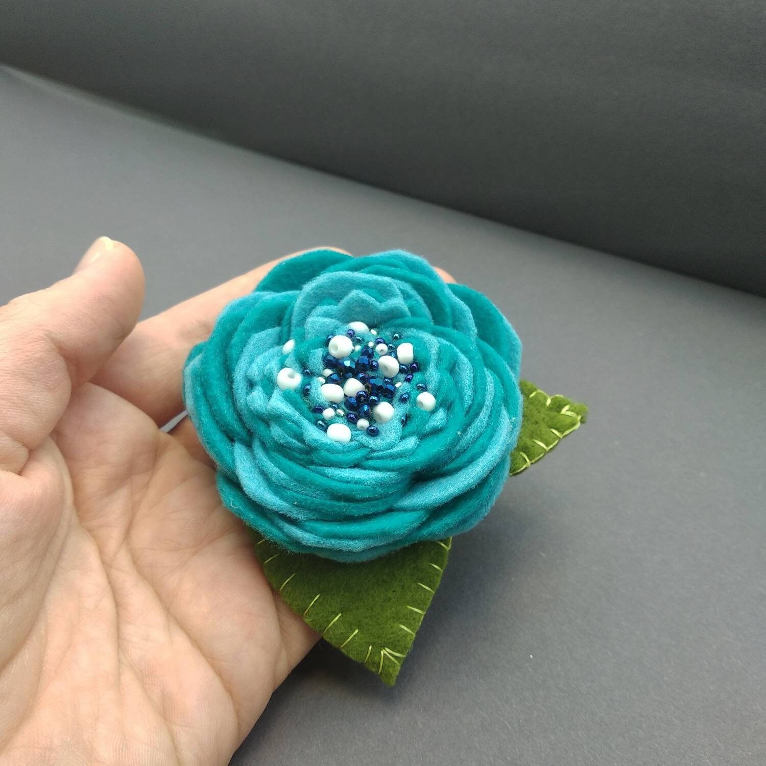 Filz Blume Brosche Filz Blumen blau rose Broschen Stoff Blumenbrosche ...