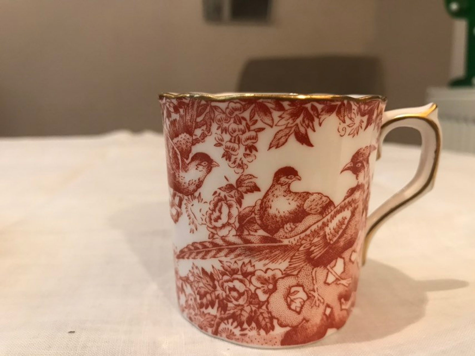 Royal Crown Derby Red Aves tea set - Etsy.de