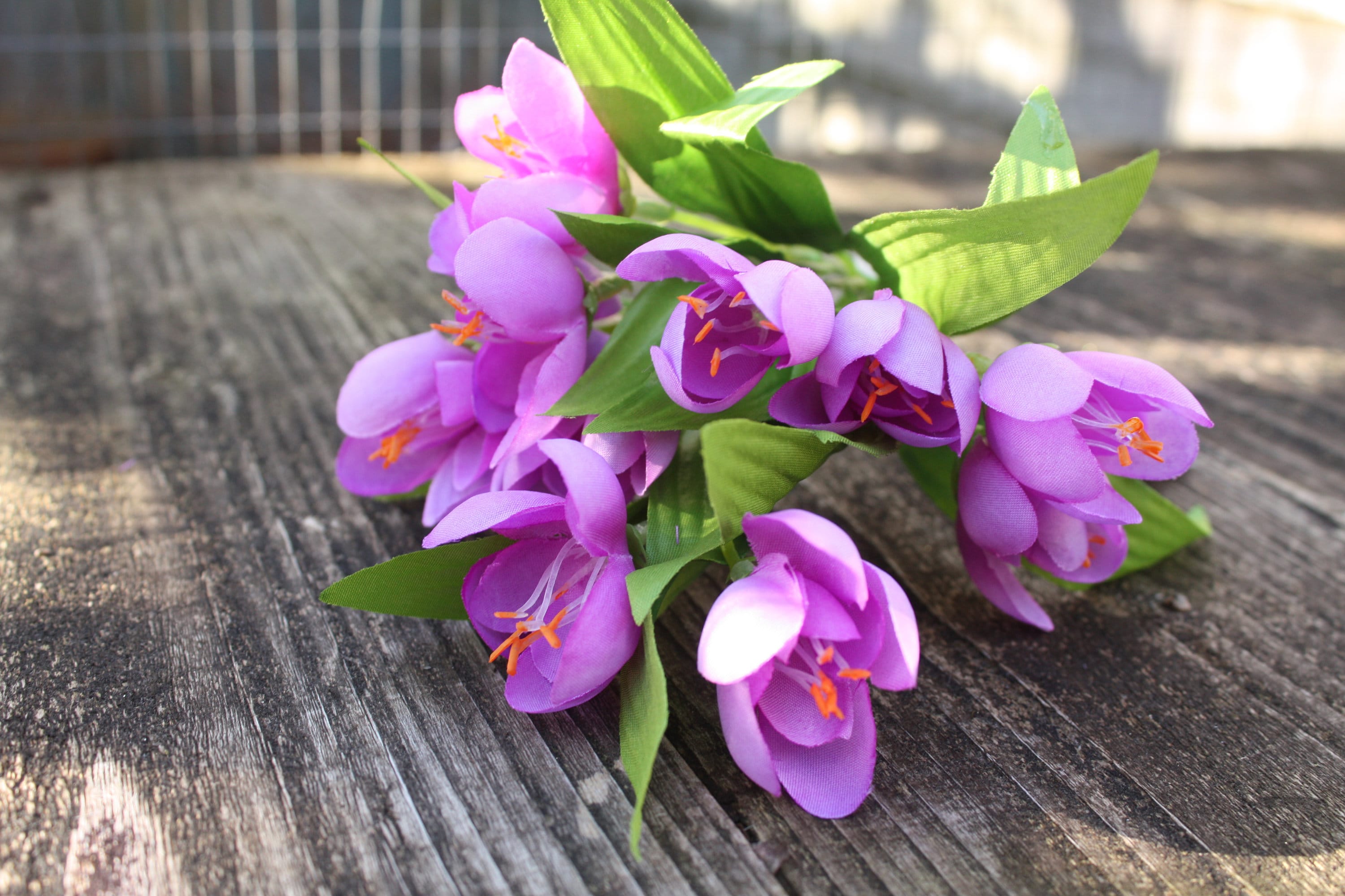 5 Stem Artificial Silk Crocus Flower Bush Choice of Purple - Etsy UK