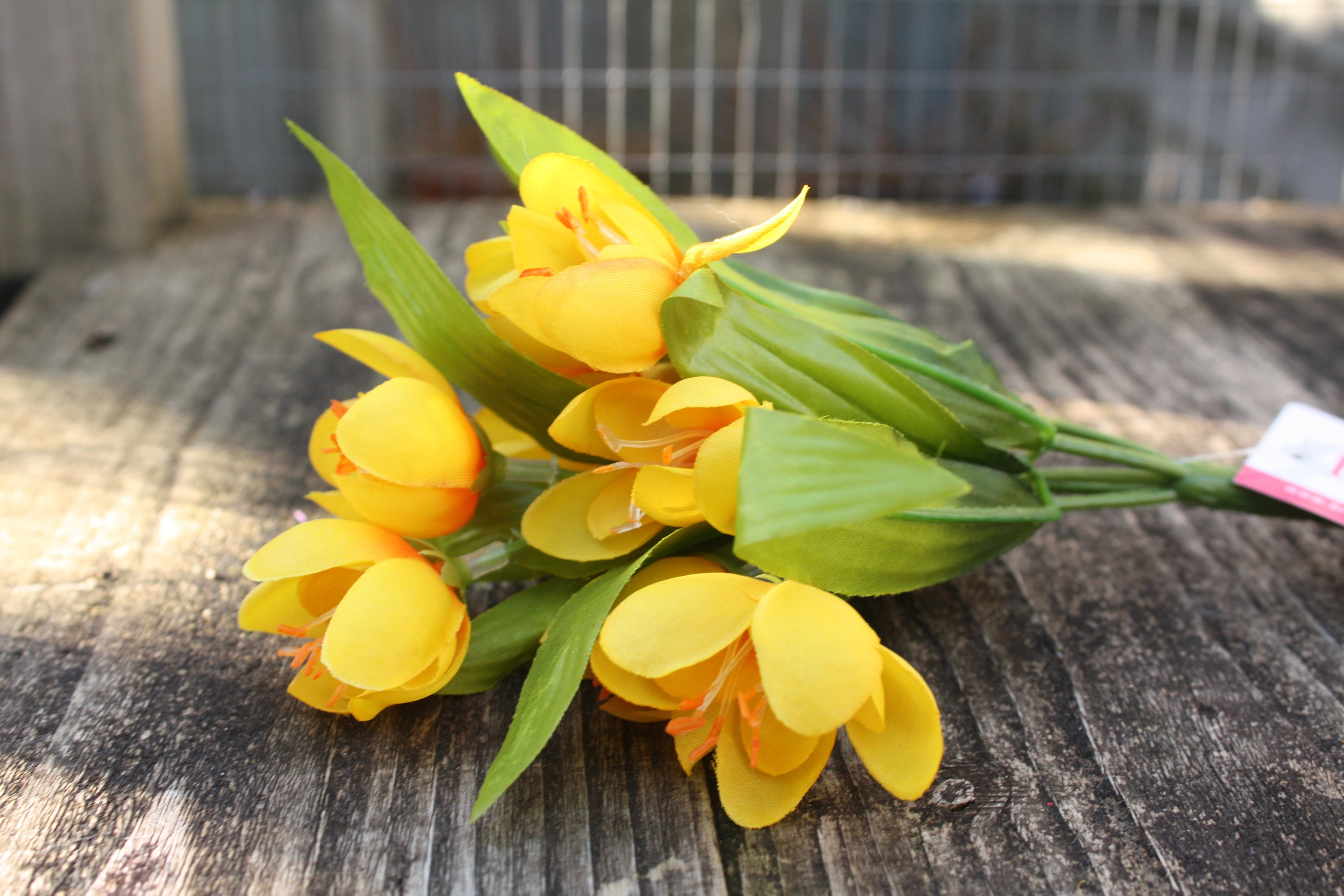 5 Stem Artificial Silk Crocus Flower Bush choice of Purple | Etsy