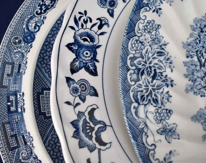 Three Dinner Plates Mixed Blue & White Plates Mismatched - Etsy