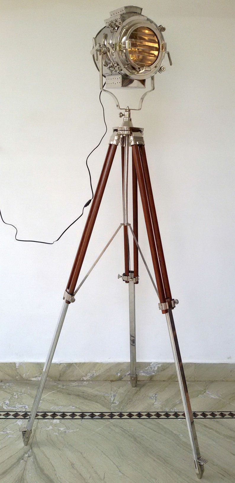 Christmas Hollywood Spot Light Wooden Heavy Tripod Spotlight Big Light ...
