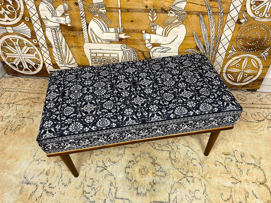 Ottoman Bench Coffee Table Vintage Ottoman Footsool Upholstered Bench Table Ottomans Poufs Kilim ...