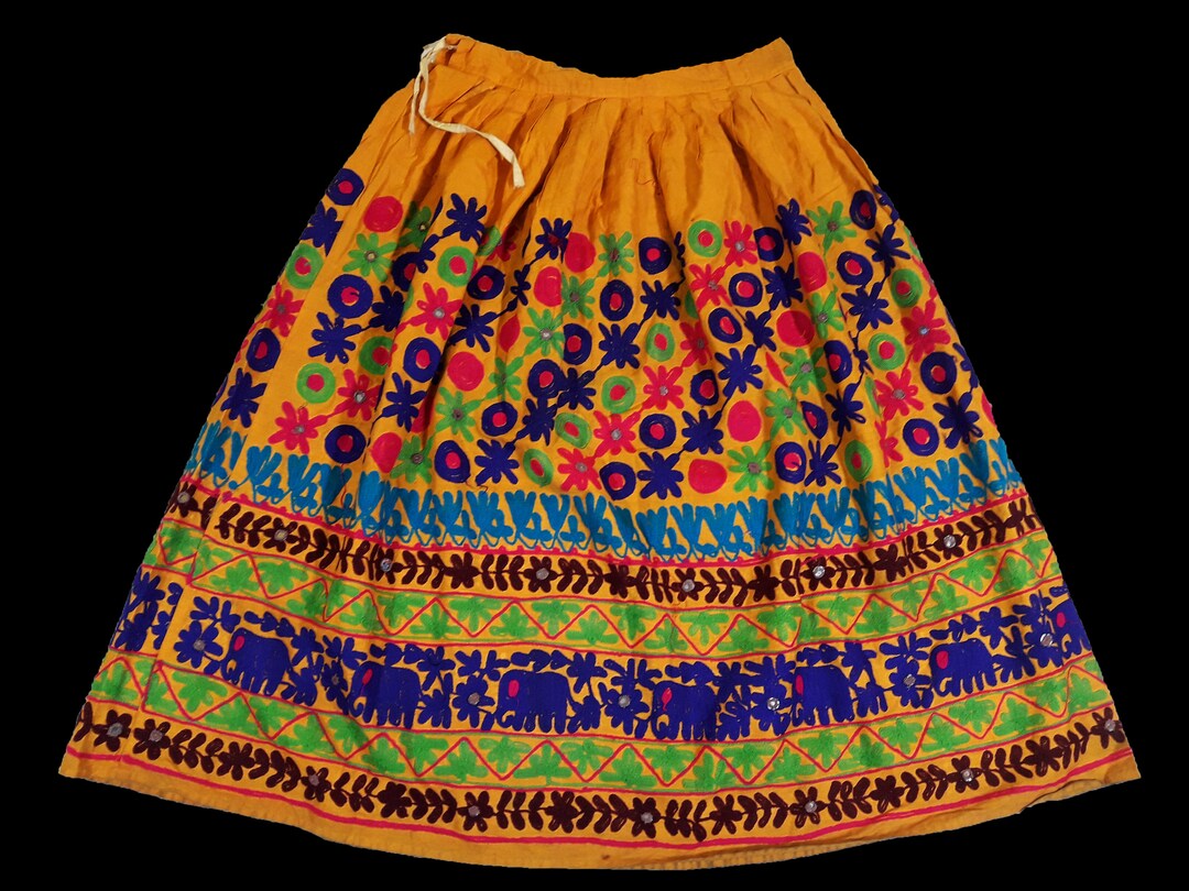 Banjara Skirt Vintage Lehenga Very Heavy Embroidered Collectible Mirror ...